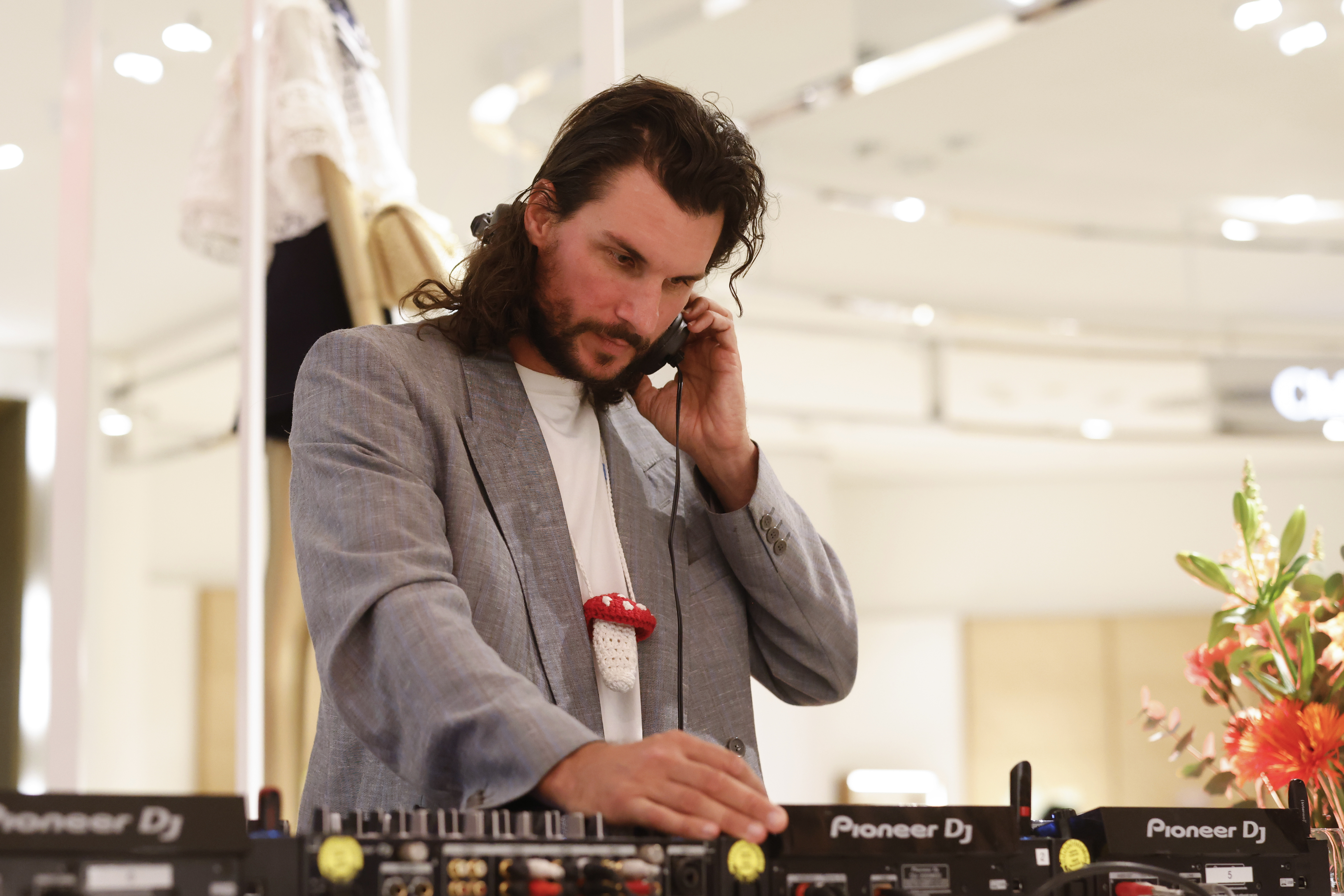 Re-Opening des Groundfloors in Düsseldorf: Breuninger feiert die ...